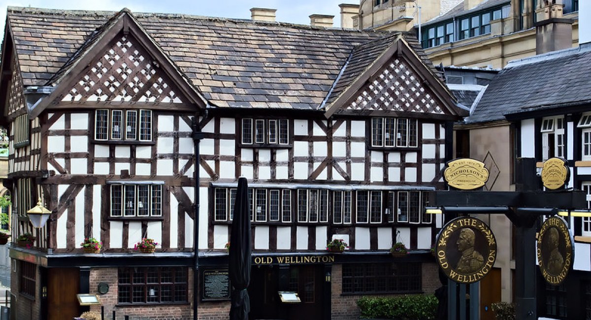 The origin of the English pub | The English Farm